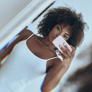 How to Make an Eye-catching Profile Picture