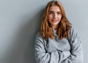 7 Best Headshot Backgrounds to Create Impactful Photos